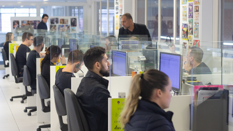 Coan Gráfica – Desde 1969 imprimindo qualidade com tecnologia.